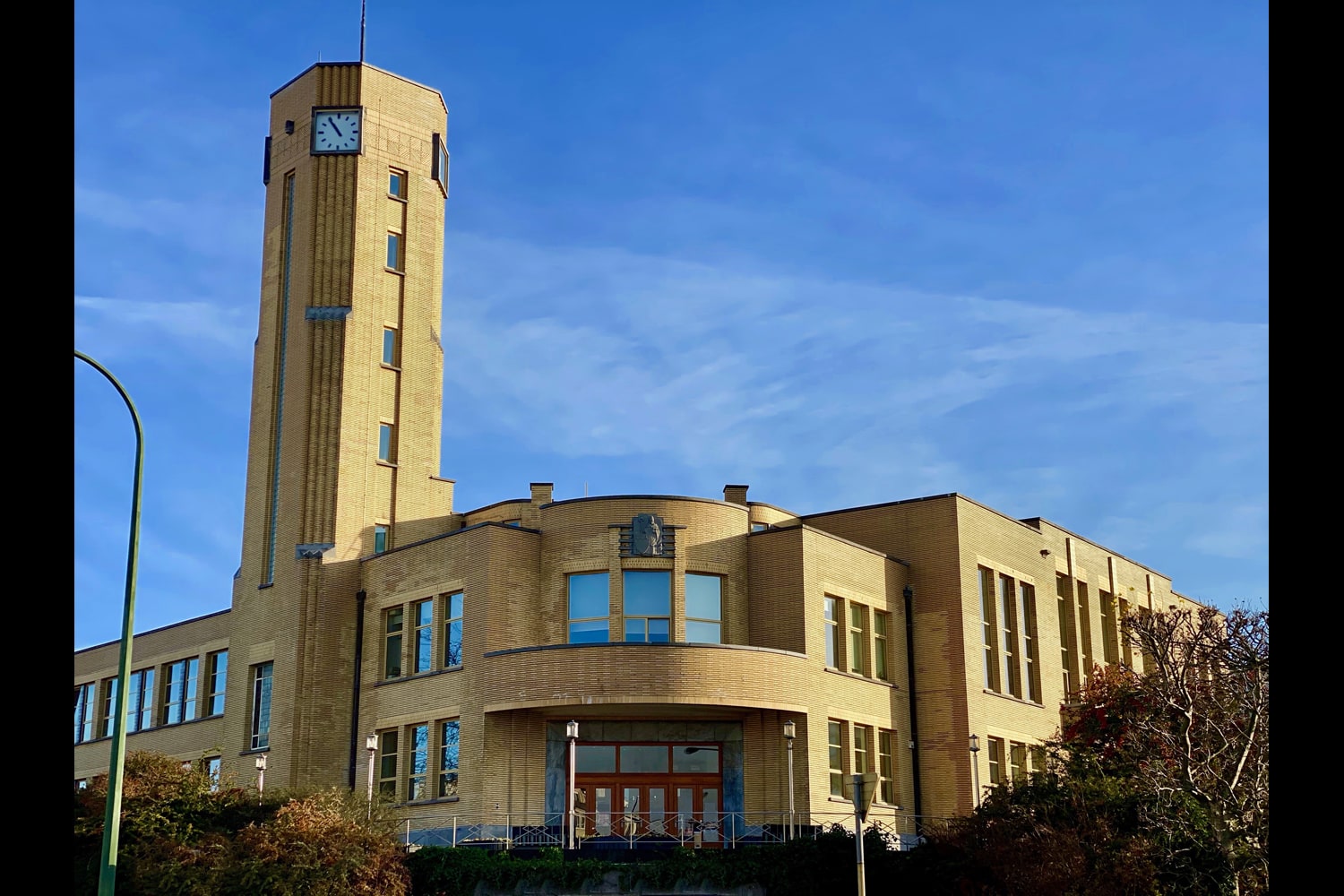 Woluwe St Lambert Town hall | Admirable Facades - Admirables Facades